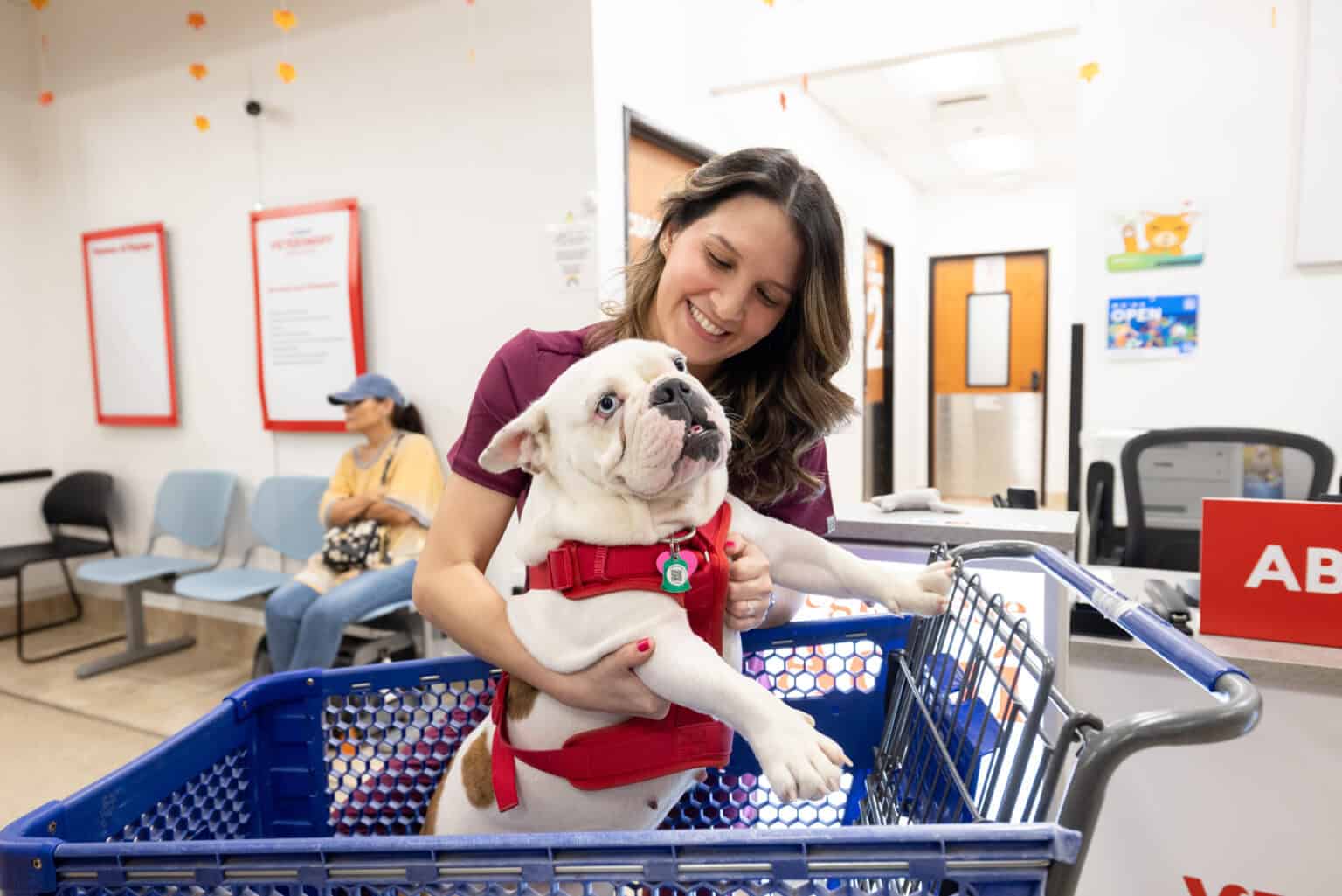 Veterinarian Services in Mayaquez, PR | PetSmart Veterinary Services